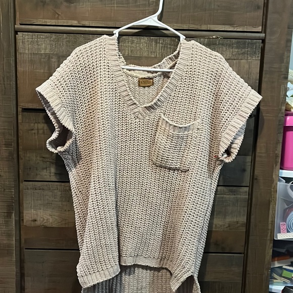 POL | Sweaters | Tshirt Sweater | Poshmark